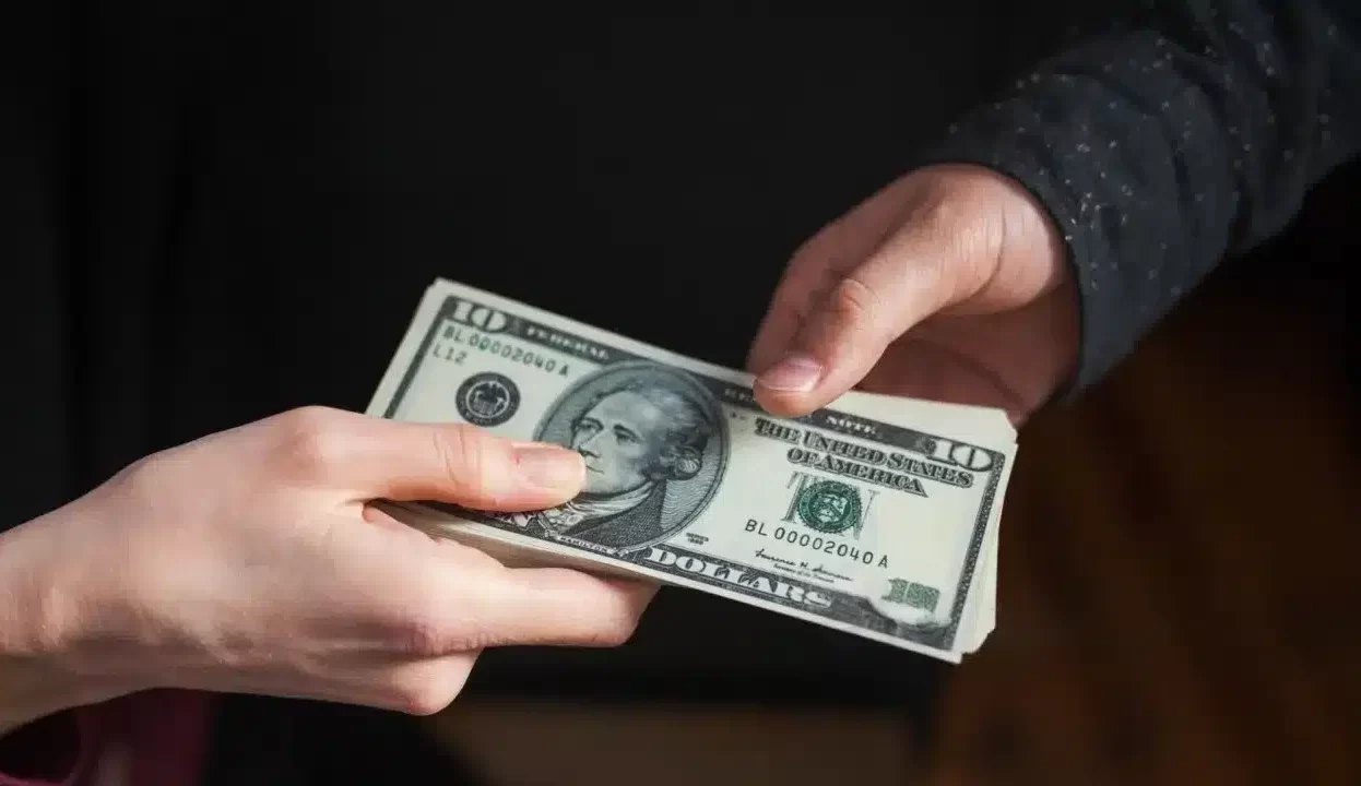 How to Exchange Money Safely - AVA Exchange
